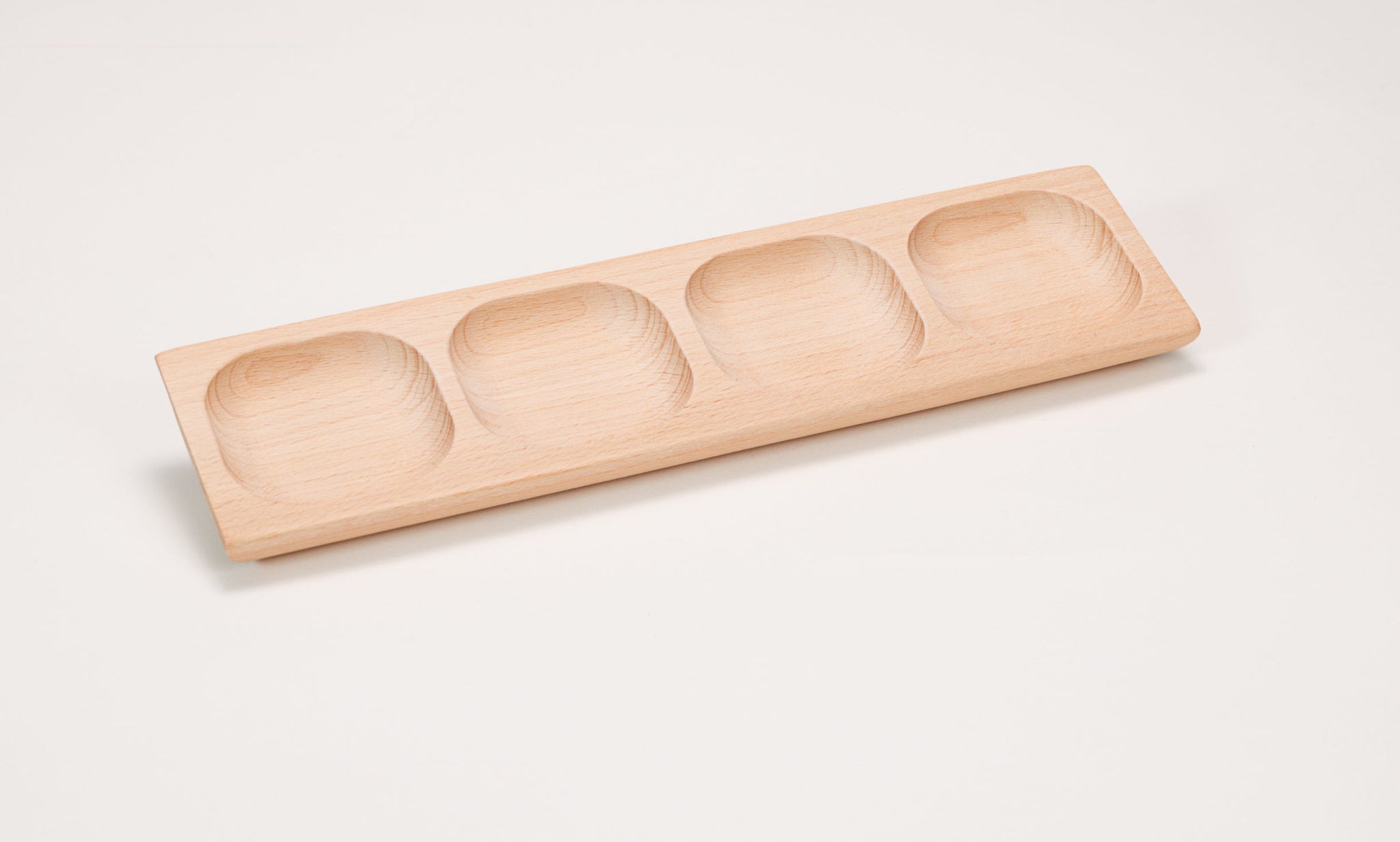 4-Pebble Word-Building Tray – Learning and Exploring Through Play